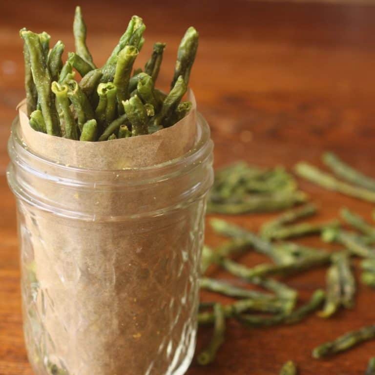 Crispy Green Bean Chips - A Healthy "Veggie Chips" Snack
