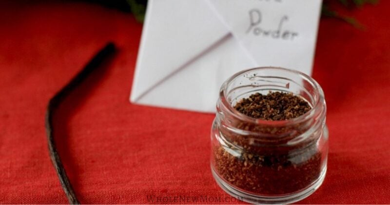 23 Vanilla Extract Substitutes & How to Use Them!